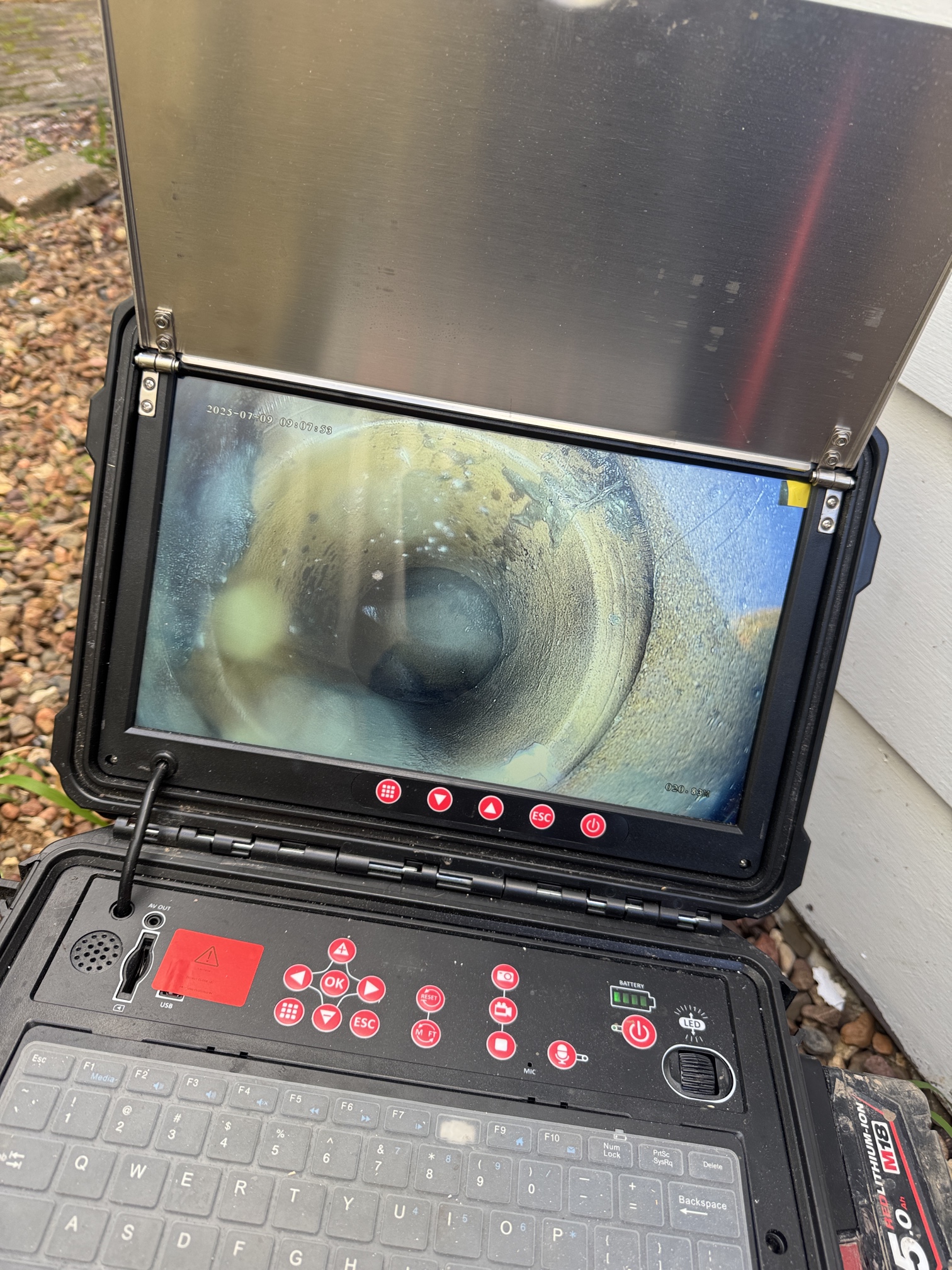 Pipe Relining Newcastle | No-dig Pipe Repairs | Leak Hunters